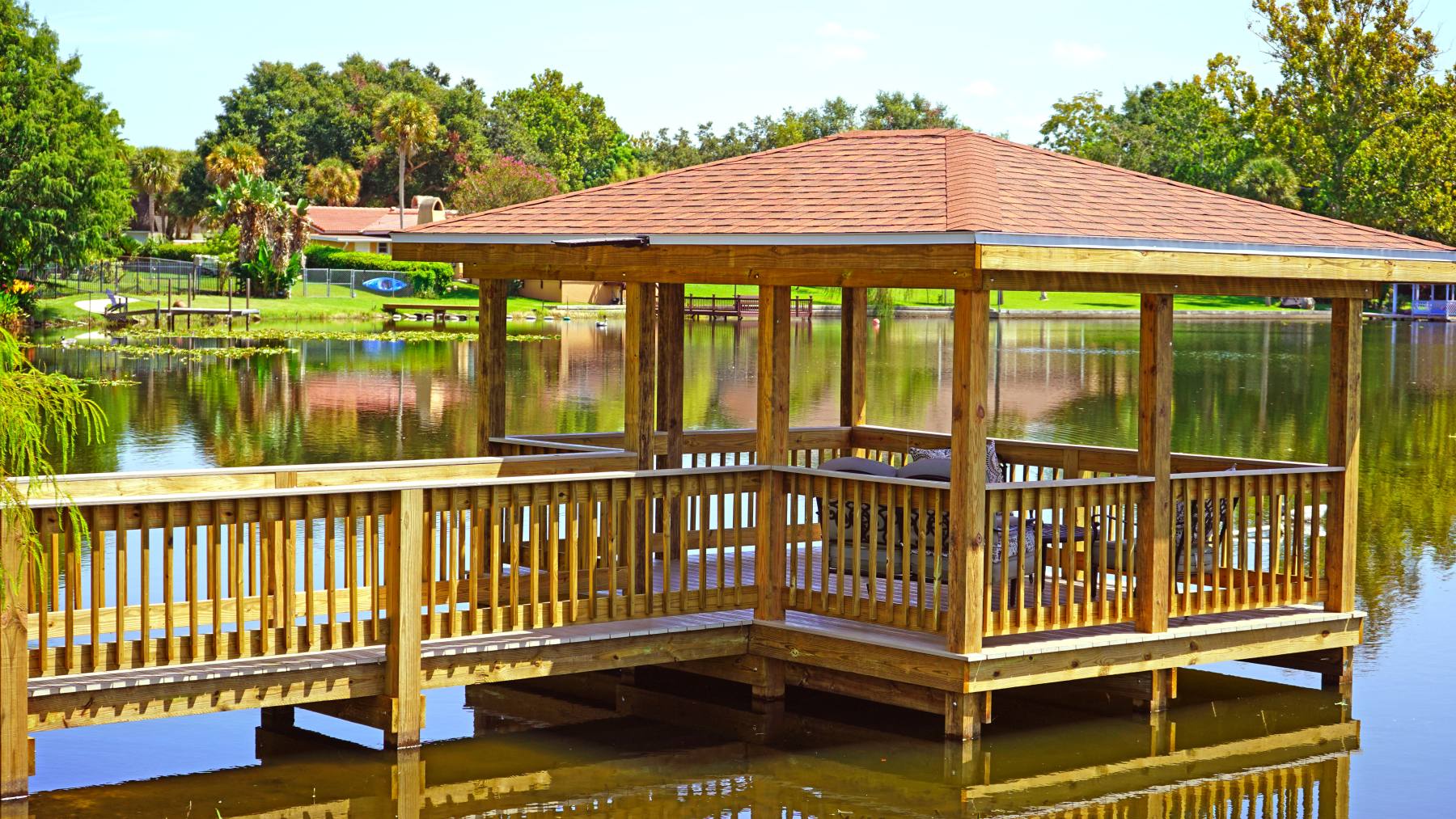 Docking Etiquette: Navigating Public Docks with Courtesy - Secured Dock ...